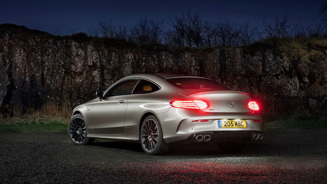 Vous voulez plaire sur Tinder ? Voici les voitures... | Gocar.be