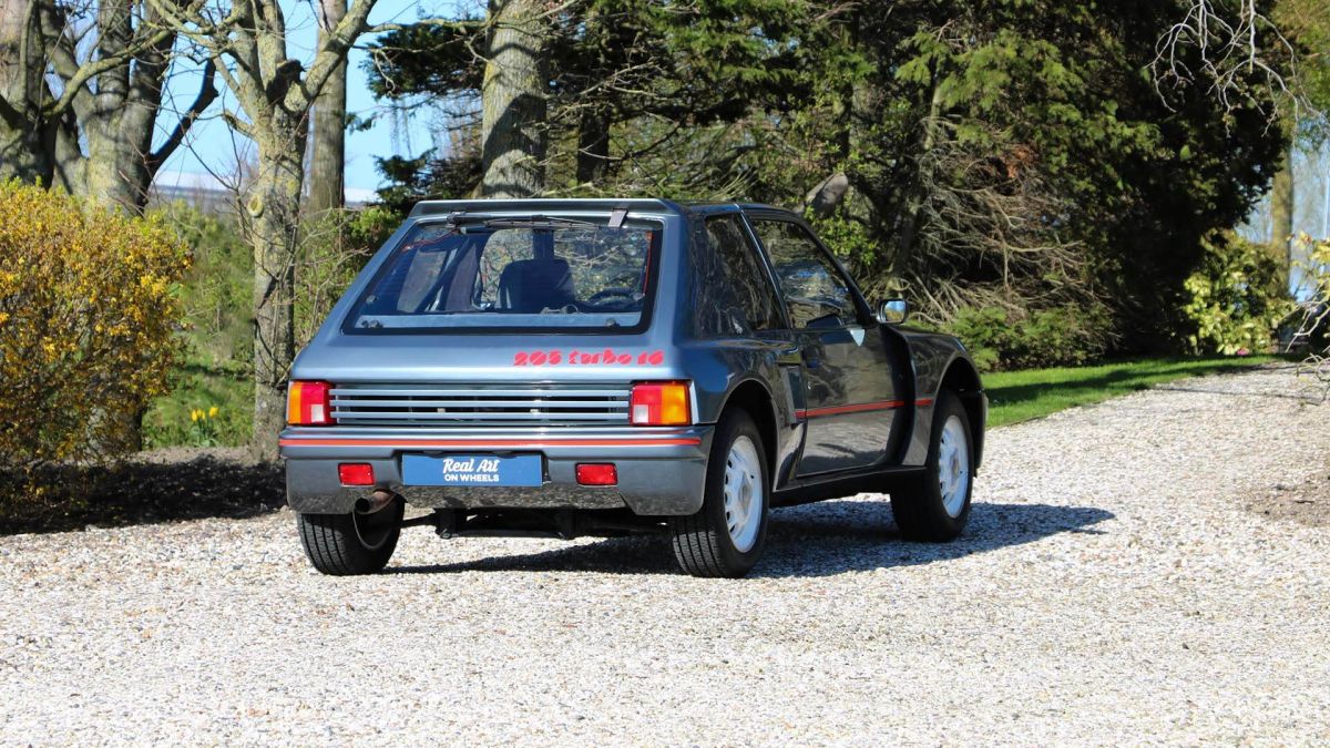 Peugeot 205 T16 te koop voor… 375.000 euro! | Gocar.be