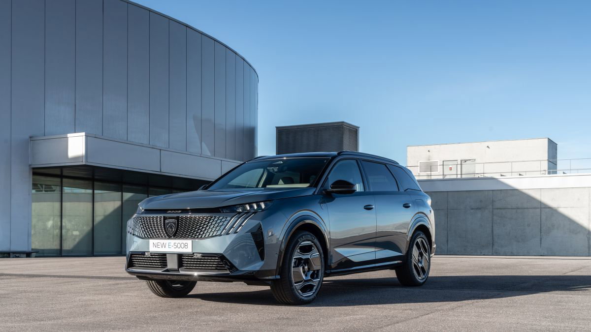 Peugeot E-5008 combineert elektromotor met zeven z... | Gocar.be